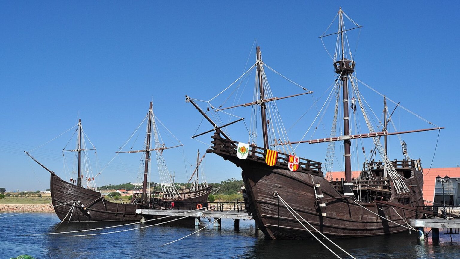 Paseo en barco al Muelle de las Carabelas: Descubre Huelva y Reserva tu ...